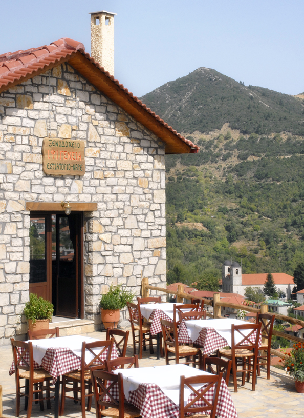 Τα σπιτάκια της Ιφιγένειας :: Πλάτανος, Ορεινή Ναυπακτία
